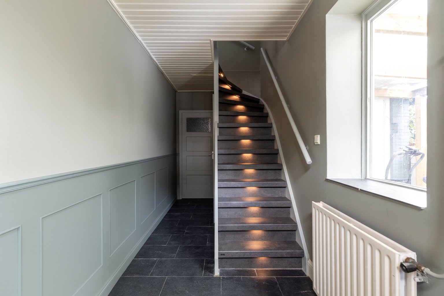 Lambrisering bij de trap | Tips & aandachtspunten | Upstairs Traprenovatie